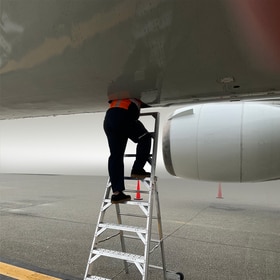AL-8-R-HR: LADDER: AC MAINT,COWLING/PYLON,8FT, TOOL TRAY,RUBBER FT,HAND ...