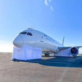 AVT-B787MLGSH: SHELTER: MLG, B787 | Boeing Shop